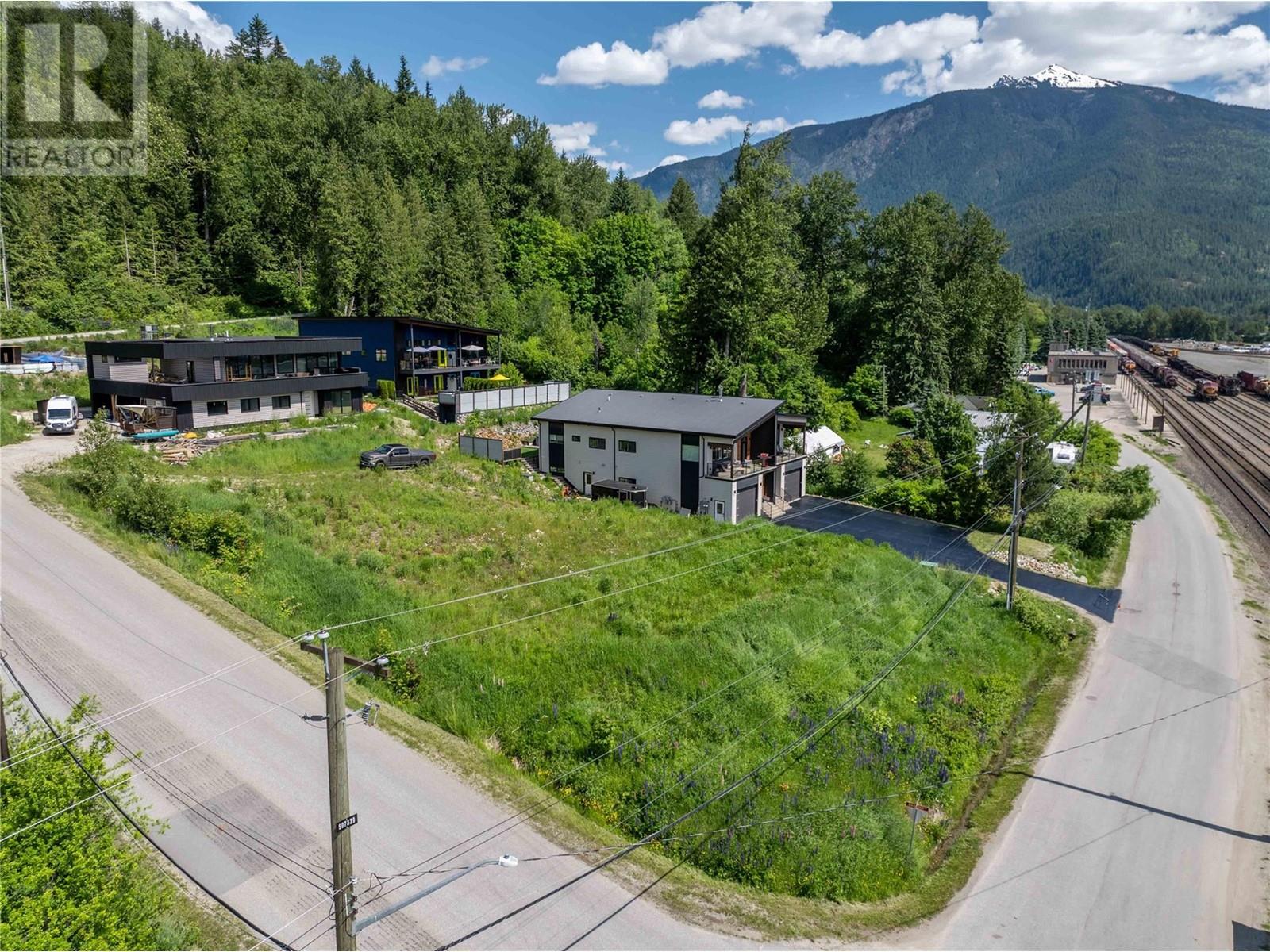 98 Track Street, Revelstoke - Commercial BC