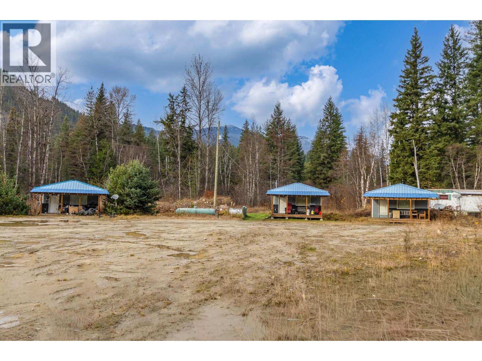 5513 Prosh Frontage Road, Sicamous - Commercial BC